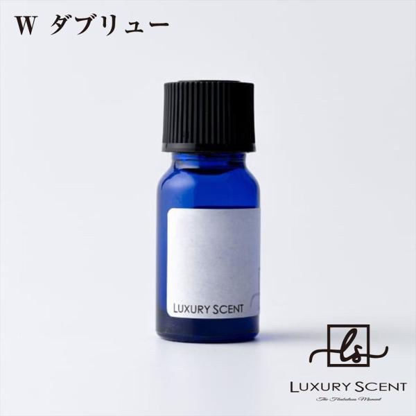 それは、香りを超えた特別なひととき。Luxury Scentがプロデュースする上質なアロマオイル。【製品仕様】・アロマオイル10ml・香りの構成【トップノート】ベルガモット、ピーチ【ミドルノート】アカシア、ローズ、スズラン、ジャスミン【ベー...