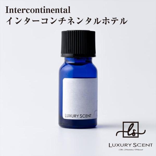 それは、香りを超えた特別なひととき。Luxury Scentがプロデュースする上質なアロマオイル。【製品仕様】・アロマオイル10ml・香りの構成【トップノート】ベルガモット、ハネジューメロン【ミドルノート】スズラン、ローズ、クローブ【ベース...