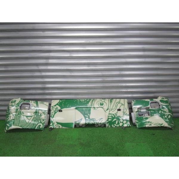 **** 商品説明を必ずご確認ください ****部品管理番号：230614001310100部品名：FバンパーASSY部品区分：リサイクル品管理品番：39819部品カラー：ベージュ/グリーン車名：ふそうバス認定型式：KL-MS85KS年式：...