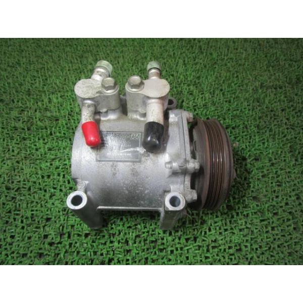 **** 商品説明を必ずご確認ください ****部品管理番号：250711000460700メーカー純正品番：92610-6A0A0部品名：A/Cコンプレッサー部品メーカー品番：MR500006部品区分：リサイクル品管理品番：50484車名...