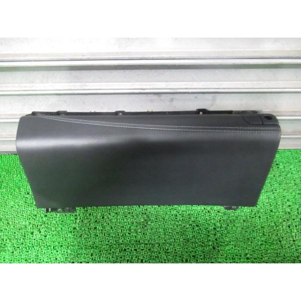 **** 商品説明を必ずご確認ください ****部品管理番号：260106000370210メーカー純正品番：55550-50400-C1部品名：グローブBOX部品メーカー品番：55433-50150部品区分：リサイクル品管理品番：5126...