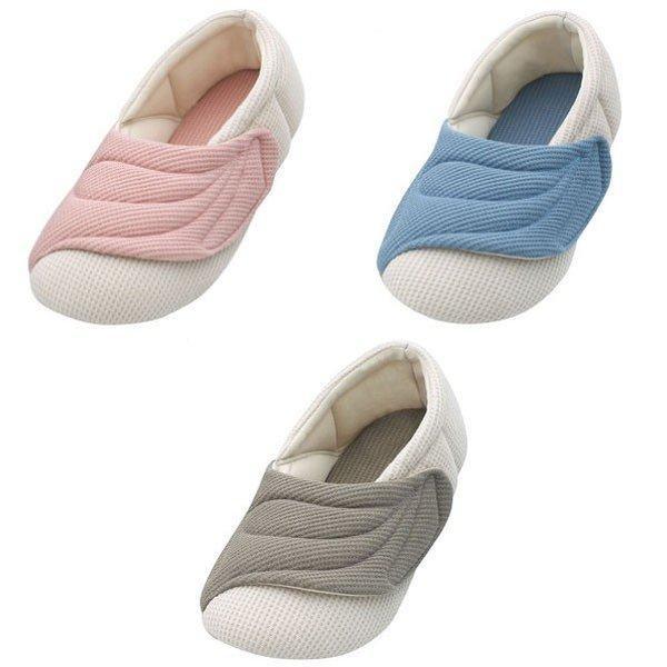 ※こちらのページは片足の販売ページとなります。○室内用お家の中でも安心のルームシューズ。足元をおしゃれに包む。1．足にフィットする2．ほどよいすべり止め3．ソフトでやさしい履き心地4．手洗い可能（中性洗剤、保形後陰干）○むくみや腫れがある時...