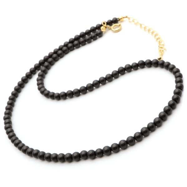 専用のケースにお入れし、お届けをさせて頂きます。プレゼントや贈り物にも最適です。北投石をお出かけの際、肌身離さず、さりげなく身につけられるのでおすすめです。サイズは長さは40、45、50、55、60cmの5展開。留め具はアジャスタータイプと...