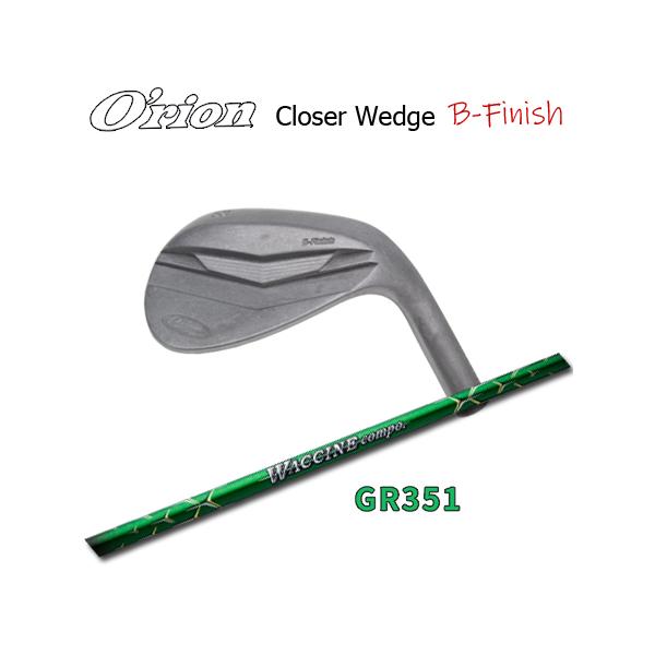 ラウンドしたリーディングエッジからネックにつながる絶妙な曲線は、フェイスを開いた時に違和感がないようにラインどりされており、ソールの幅は面積が少なくなり過ぎてウェッジショットが難しくならないように、トゥとヒールに渡って作られたソールのラウン...