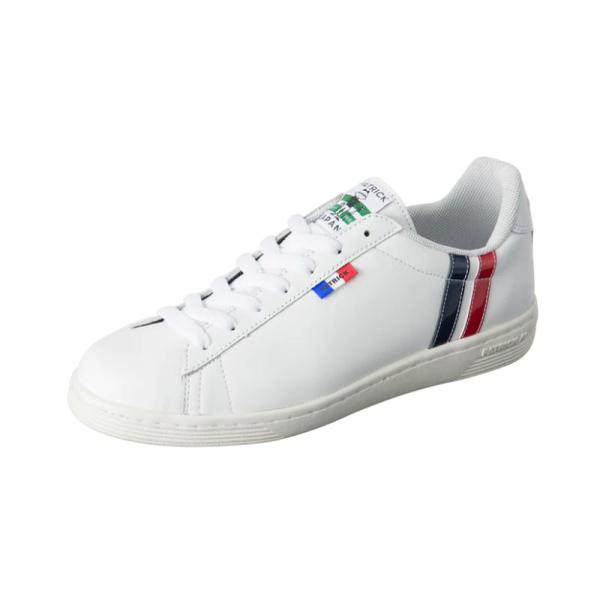 ■素材ステアレザー■特長トレンドのコート系のデザインに踵部分は鮮やかなエナメル2本ラインが入ります。実用性を高める為、革の表面をウレタンコーティングしております。従来の革にくらべて、強度を高める仕上げによりキズがつきにくい仕様になっておりま...