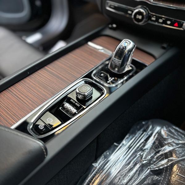 ボルボ専用 クロームシフト＆スタートパーキングトリム(スティックシフト用) アクセサリー★これだけで高級感が更にアップ！！対応車種・XC60(UB/UD)・XC90(LB/LD)・V60・S60(ZB)・V90・S90(PB/PD)※202...