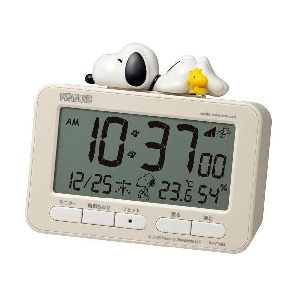 【発売日：2023年11月01日】■スヌーピーとウッドストックのフィギュアが付いた電波デジタルめざまし時計です。 ■液晶画面にはコミック風の文字や数字を使用し、スヌーピーの世界観を表現しました。