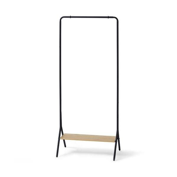 ■掛ける×置けるを兼ね備えたハンガーラックです。便利な2WAY収納です。■約40cmの奥行きスリムな設計で空間を広く使えます。■ブラックスチールとあたたかな木目調の木材の組み合わせで、スタイリッシュなお部屋を演出します。