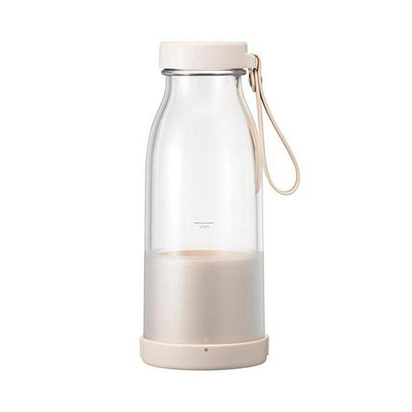 【発売日：2024年05月30日】■つくったボトルでそのまま飲める・持ち運べる、準備も片付けも簡単スピーディーなブレンダー。ブレード側に加え、フタ側も開閉可能になったため、食材や調味料の追加も簡単に、また、コップなどにもより注ぎやすくなりま...