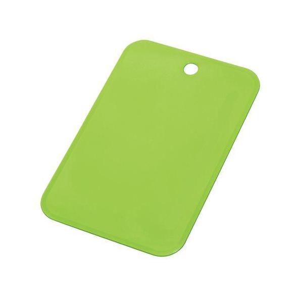 材質:ポリプロピレン耐熱温度:100℃・食材ごとにまな板を使い分けていただくことで、他へのにおい移りも防げます。・切った食材をそのまま鍋に移すのにも手軽で大変便利です。■抗菌加工■洗浄機対応