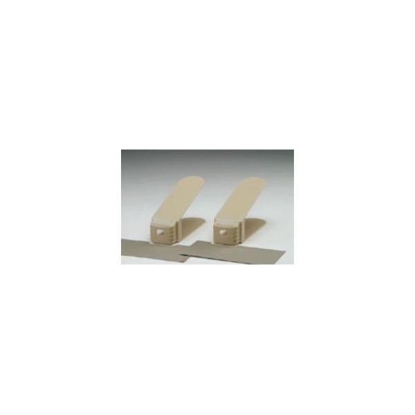 ■下駄箱内+P75の靴収納に最適なくつホルダー。 ■1足分のスペースに2足収納でき、収納量が約2倍にアップ。 ■今まで下駄箱に収まりきらなかった靴もスッキリ収納します。 ■また、靴の内側に差込まないので、安定性があり、サンダルや草履などにも...