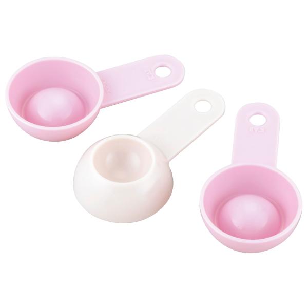 ・塩や砂糖など粒状の調味料ストッカーに入れておける小さめサイズの計量スプーン3点セットです。・サイズ：47×92×18mm　重量：25g・容量：大さじ＝15ml・小さじ＝5ml・小さじ1/2＝2.5ml・素材・材質：ポリプロピレン（耐熱温度...