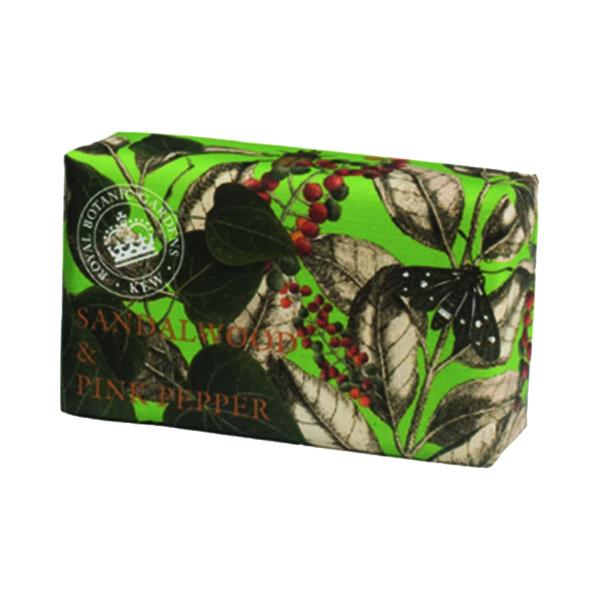 English Soap Company イングリッシュ ソープ カンパニー イングリッシュソープカンパニーの商品はすべてイギリスの南に位置するイーストサセックスの素晴らしい自然を誇るカントリーサイドで作られ、特にソープについてはピュアベジ...