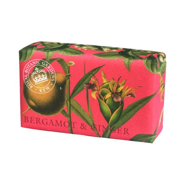 English Soap Company イングリッシュ ソープ カンパニー イングリッシュソープカンパニーの商品はすべてイギリスの南に位置するイーストサセックスの素晴らしい自然を誇るカントリーサイドで作られ、特にソープについてはピュアベジ...