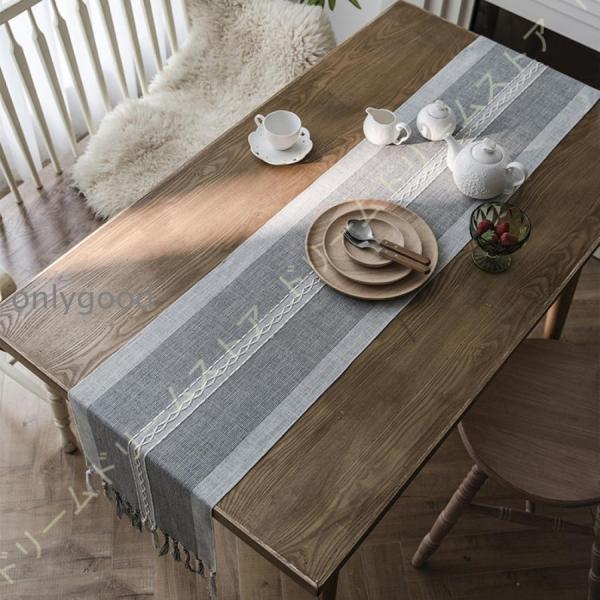 シンプルなデザインが、手工芸的な味わいがあり、とても優しく仕上がっています.組み合わせ次第で、どんなお部屋もエレガントで高級感の漂う空間に変えてくれる、テーブルコーディネートの強い味方です.素材：ポリエステル100%※生地部分には水をはじく...