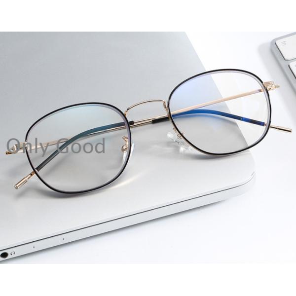 商品仕様 型番：8801フレーム素材：金属＋TR重量：約19gサイズ：写真にご参考特徴：ブルーライトカット、累進多焦点輻射防止　UVカット紫外線とUVをカットするレンズ仕様。紫外線カットメガネとして外出先の紫外線対策にもお使いいただけます。...