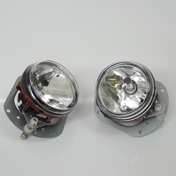 商品説明★新品、未使用クリスタルフォグランプになります。　★適合車種：ベンツCクラス　W204 AMG C63 2007y以降SLクラス　R230SLKクラス　R171 2001y以降MLクラス　W164 ML 2005y以降CLKクラス　...