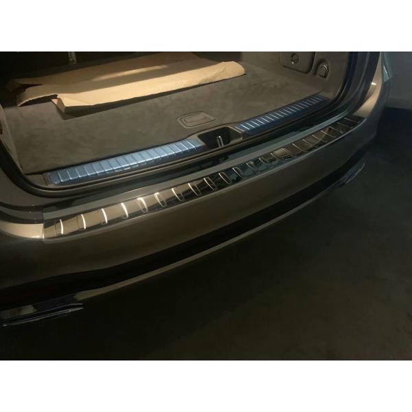 商品説明＞　大人気♪大好評♪新アイテム♪のベンツ  W167(2019(令和1)年6月〜)用リアスッテップボードになります。新アイテムになります♪やはりメッキが入ると高級感がさらに上がること間違いないですね♪想像以上に決まること間違いなしで...