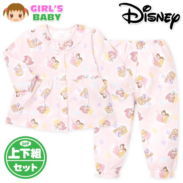 ●特 長・Disney(ディズニー)・ディズニープリンセス・長袖パジャマ　・上下組・前開きボタン　・ニットキルト・暖かい素材　・保温性・肌側コットン100％・内側ネームタグ付き(トップスのみ)・キャラクター総柄プリント・襟/袖口/パンツ裾フ...