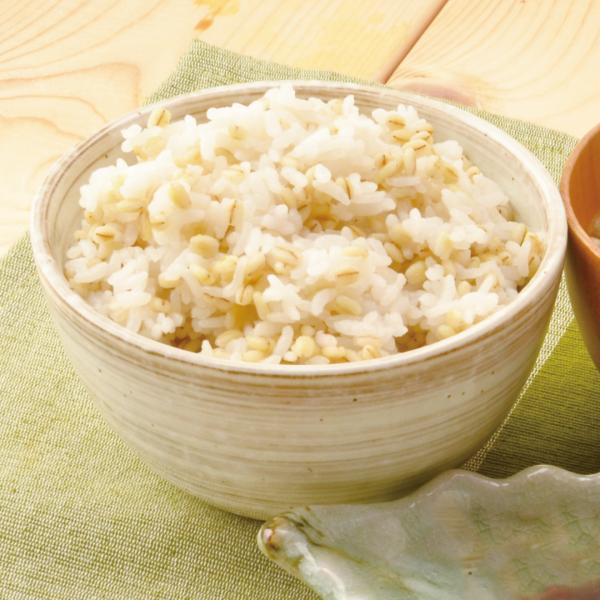 【発売日：2024年11月19日】国産スーパー大麦250g入。食物繊維量が通常の大麦の約2倍。炊き方：米2合に対して大さじ4杯。水120ccを足し、30分浸してから炊いてください。水洗いは不要です。ビューファイバー：通常の大麦の2倍〜3倍の...