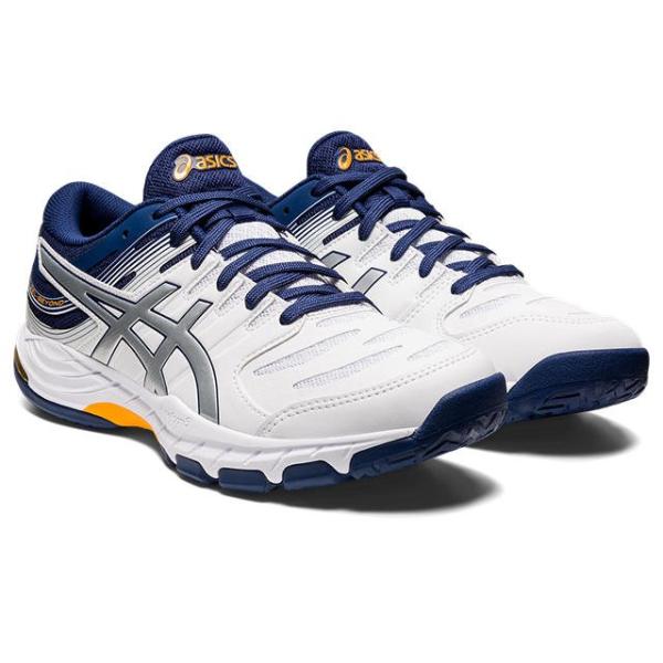 ハードなプレーを足元からささえる。衝撃緩衝性と快適な足入れを追求したコンフォートモデル。ソフトなシュータンや前足部のメッシュウィンドウがソフトなフィッテイングを追求。シューズ幅：STANDARD