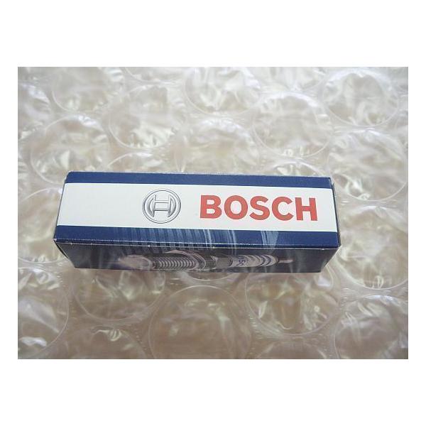 BMW E30 E36 E46 E34 E39 E60 E61 E63 E64 E32 E38 E65 E66 E67 E31 X3 X5 Z3 Z4 用 BOSCH 4極強化プラグ 1本 です。＊パッケージデザインが変更となる可能性があり...