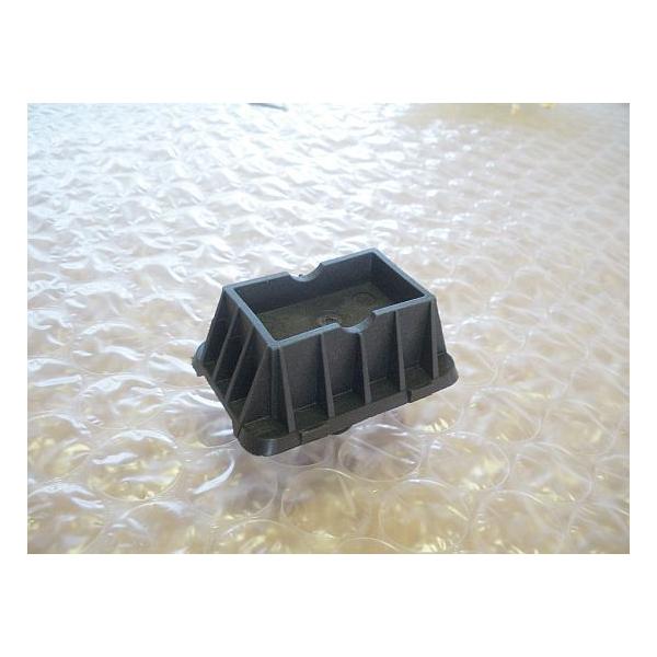 BMW E81 E87 E82 F40 F44 E90 E91 F34 F07 F10 F11 F06 F13 F01 F02 F03 F04 X1 X2 X5 X6 X7 , MINI F54 F60 の リフトサポートです。車種によって...