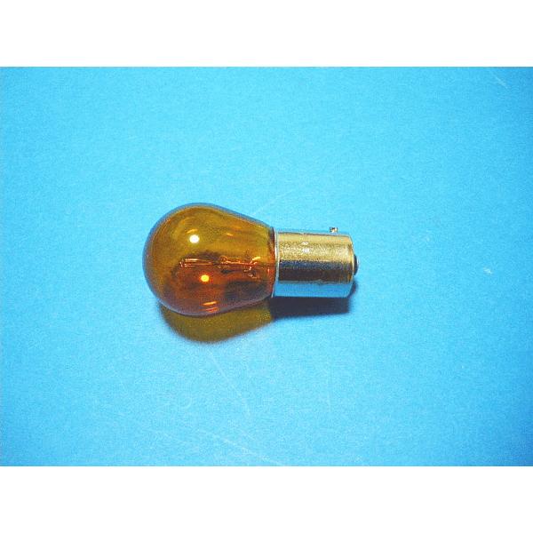 フォルクスワーゲン ニュービートル ウインカーバルブ アンバー球（汎用品）です。口金のピンの角度がずれているハの字型のピン角違いタイプで、汎用品のためほとんどの輸入車にお使いいただけると思います。グレード、年式等で異なりますので、該当するバ...
