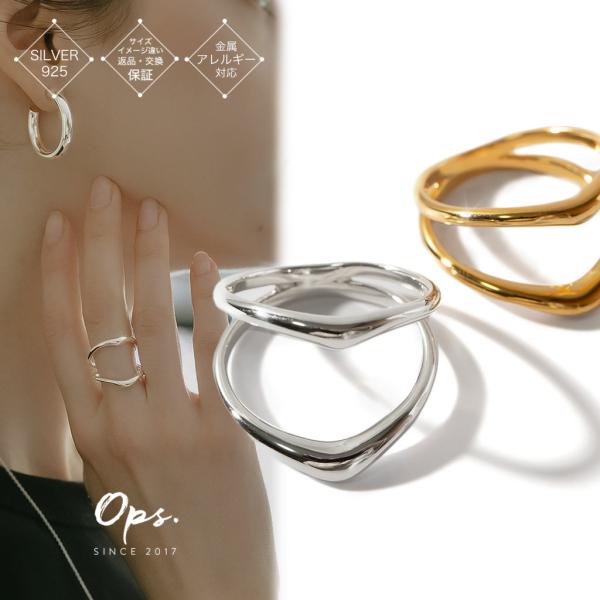 ■FEATURE・手元を美しく彩るV字のリング・指先をスリムに見せる縦のライン・洗練され存在感を際立たせるシルバー925の輝き・SILVER925製のニッケルフリーで金属アレルギーにも安心・余計な装飾がないクールなデザインで大人女子にぴった...