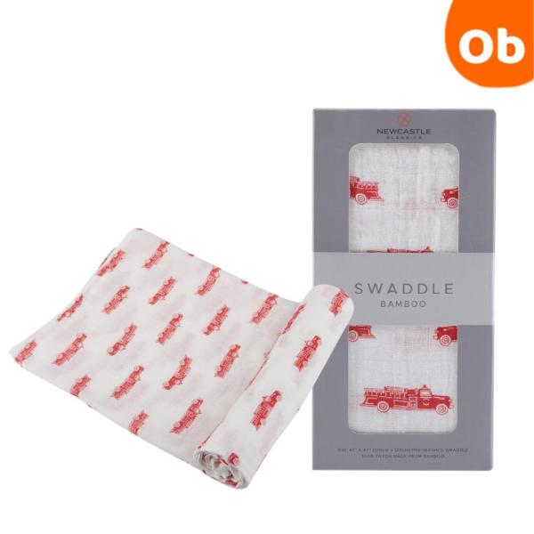 レトロなデザインの消防車がおしゃれなスワドルです。ホワイトとレッドのコントラストは赤ちゃんの目にもはっきりと見えるため、興味をひきます。滑らかな肌触りのバンブーモスリンは思わずずっと触っていたくなってしまいます。プレウォッシュ加工により初め...