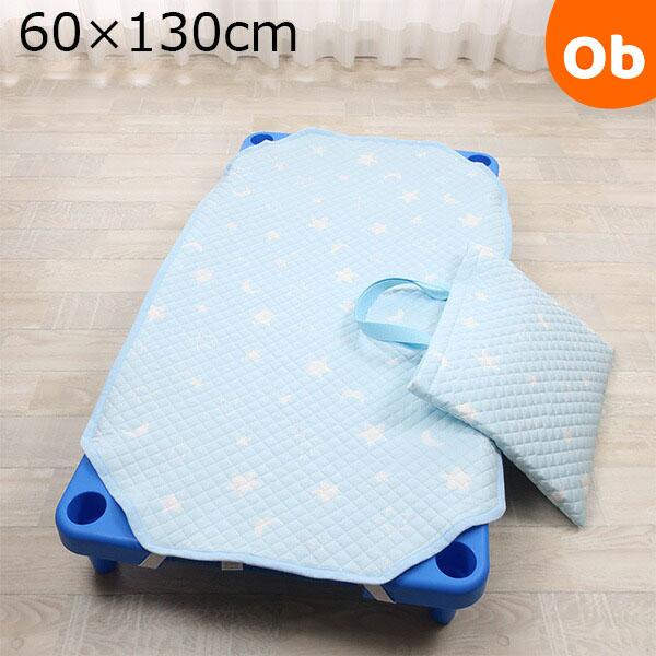お昼寝コットに合わせた、敷きカバーです。汗を吸収しやすい、お子様にも安心な綿素材を使用。毎日使用される敷カバーなので、お洗濯にも強く、耐久性にも優れたキルティング加工を施して有ります。又、裏側にはコット本体足の部分に引っ掛ける事の出来るゴム...