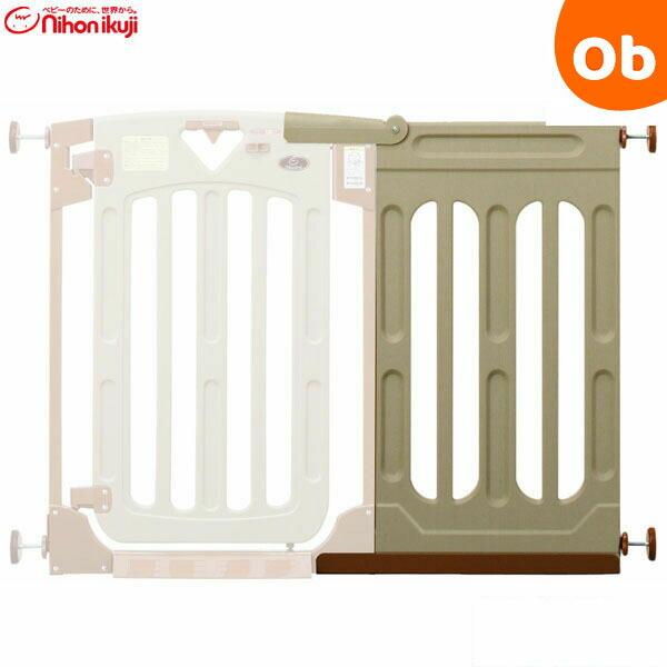 壁や柱にキズをつける事なく、幅広間口にゲートを取り付けられます。取付け幅 スマートゲイト：117〜141cmスマートゲイト2：115〜139cm ■対象年齢：6カ月から2歳頃まで■サイズ：幅59×厚3.5×高さ88cm■重量：2.1kg■備...
