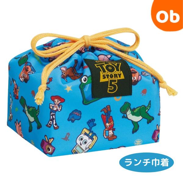 お弁当箱を入れるのに便利な巾着袋です。ポリエステル素材。小物の整理にもおすすめです。【商品サイズ(約)】サイズ：280×170×マチ140mm【品質表示】生地：ポリエステル紐：ポリエステル※素材の特性上、使い始めは巾着の紐が硬く、絞りにくく...