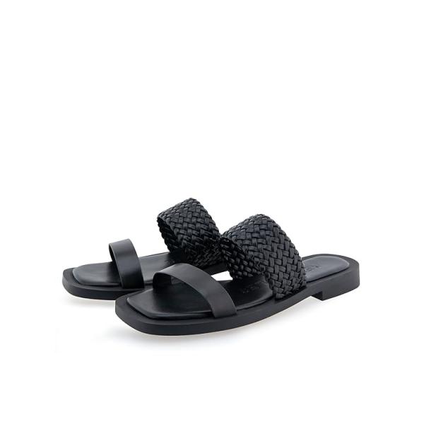 ・他店徹底対抗いたします！！同一の商品・サイズで他店より高い場合は是非ご相談ください！・表示されているサイズ以外でもお探しさせていただきます。サイズ選択欄にご希望のサイズが無い場合はお気軽にお問い合わせください。・出品中のカラー以外でもお探...