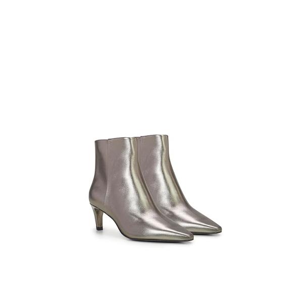 ・他店徹底対抗いたします！！同一の商品・サイズで他店より高い場合は是非ご相談ください！・表示されているサイズ以外でもお探しさせていただきます。サイズ選択欄にご希望のサイズが無い場合はお気軽にお問い合わせください。・出品中のカラー以外でもお探...