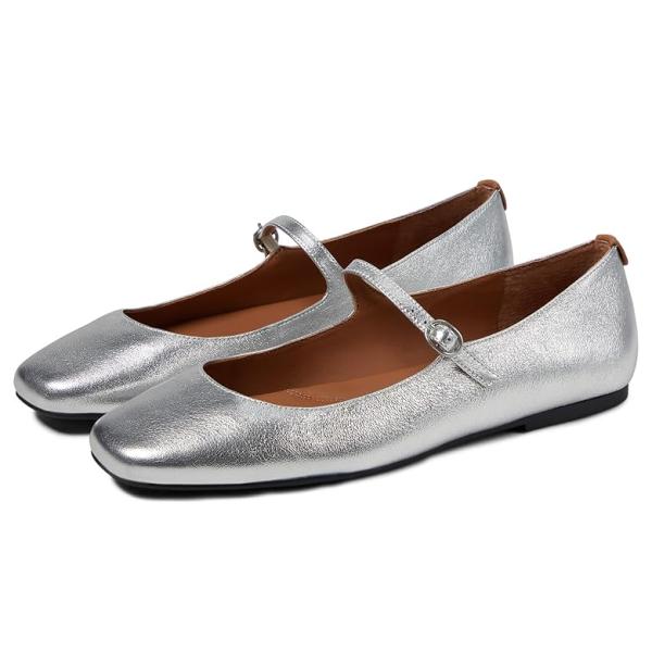 ・他店徹底対抗いたします！！同一の商品・サイズで他店より高い場合は是非ご相談ください！・表示されているサイズ以外でもお探しさせていただきます。サイズ選択欄にご希望のサイズが無い場合はお気軽にお問い合わせください。・出品中のカラー以外でもお探...