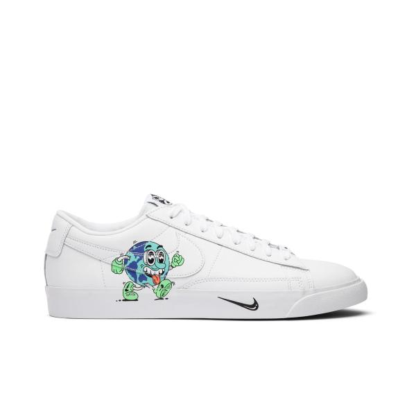 Steven Harrington x Nike Blazer Low Flyleather QS 'Earth Day'海外限定、日本未発売、国内完売モデル等を多数お取り扱い中！