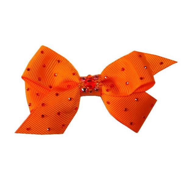 アメリカのセレブに大人気のアクセサリーブランドタリナタランティーノのヘアアクセ。アヴリルラヴィーンやケリーオズボーン愛用の色違いのアイテムです。リボンにスワロフスキーラインストーンを散りばめた、贅沢でキュートなヘアクリップ。専用のプラスチッ...