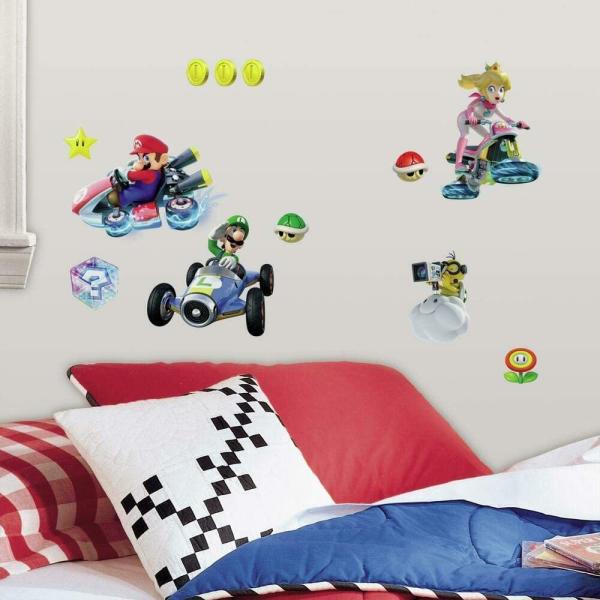 大人気のスーパーマリオブラザーズのマリオカートのウォールステッカーがアメリカより入荷。お部屋やドア、車などになるだけでマリオワールドに大変身！