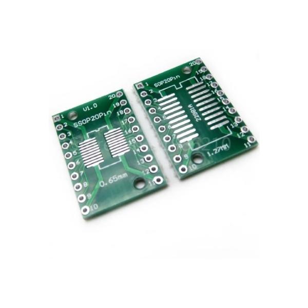 0.65mmピッチまたは1.27mmピッチの表面実装パッケージを2.54mmピッチ(600mil)に変換する基板です。基板の両面にパターンがあります。