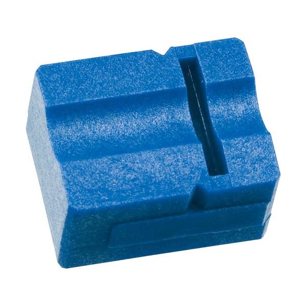 [特長]●KLEINTOOLS社製ケーブルストリッパー用替刃です。[仕様]●適合本体：VDV100-801-SEN●本体色：ブルー●適合電線：UTPケーブル（カテゴリー3、5、5e、6）[材質／仕上]●高炭素鋼