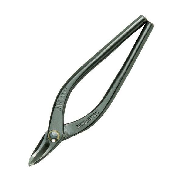 [特長]●砂鉄系刃金日立安来SLD鋼を刃に使用しています。●表面はクロニッケルメッキ仕上げです。●本職用板金ハサミです。●丸穴開口など、きつい曲線切用です。●鉄板・銅板・ステンレス・ガルバリューム鋼板と幅広い板材の切断に対応しています。●砂...