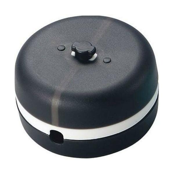 [特長]●約5mのテレホンコードを巻くことができます。●お互いのコード巻き同士を連結可能です。●ふたを開けてコードを巻き付けるだけの簡単な手順で、電話機やAV器機などのコードを巻くことが可能です。[仕様]●色：クリアブラック●幅(mm)：8...