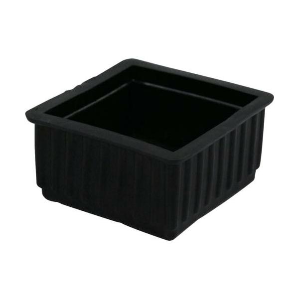 [特長]●エラストマー樹脂を使用しているので耐久性に優れ、色落ちがしにくくなっています。[仕様]●内寸(mm)：45×45●色：黒●タイプ：角[材質／仕上]●エラストマー樹脂