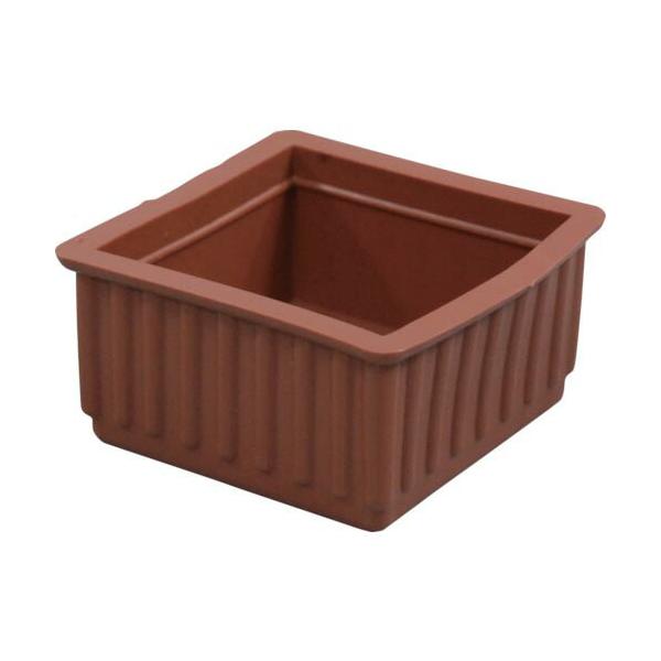 [特長]●エラストマー樹脂を使用しているので耐久性に優れ、色落ちがしにくくなっています。[仕様]●内寸(mm)：45×45●色：茶●タイプ：角[材質／仕上]●エラストマー樹脂