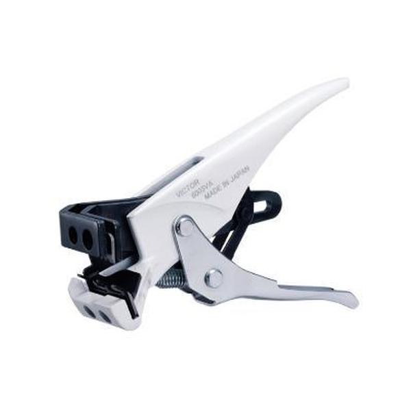 [特長]●VVF(VA)線、エコ電線(600VEEF/F)が簡単にストリップ可能です。 ●刃の部分の調整なしでもキレイな仕上がりです。 ●握り幅が業界最小(114mm)のコンパクト設計。楽に握れるので作業効率があがります。 ●刃の交換が簡単...