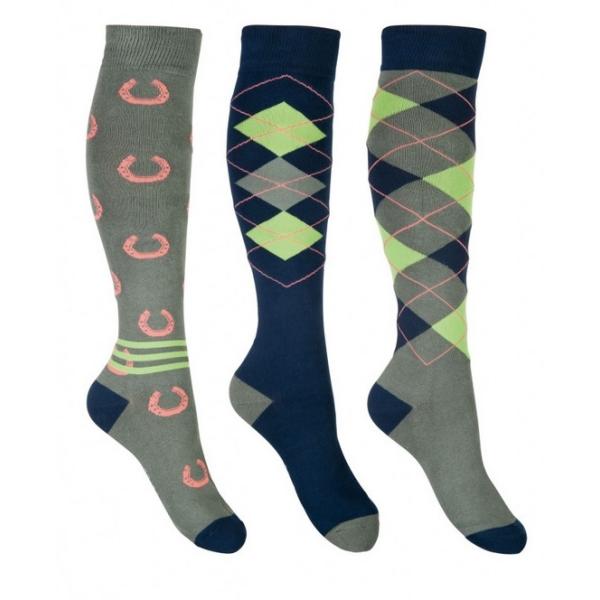 乗馬スタイルにはかかせない定番のハイソックスです。１セットのみのご購入は弊社お任せ便のみ一般郵便〒\200です。弊社お任せ便以外は通常料金です。サイズ：UK35-38　約23cm〜24.5cmｃｍ　と　ＵＫ39-42の約24.5cm〜26c...