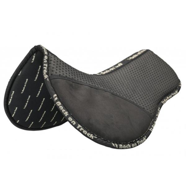 騎手の体重と圧力を均等に分散させて馬の背中の負担を減らす衝撃吸収パッド。超軽量のフォームパッドを採用しているので非常に軽いです。3Dメッシュ素材とAir　Techにより高い通気性があります。BACK ON TRACKの最大のと特徴である血液...