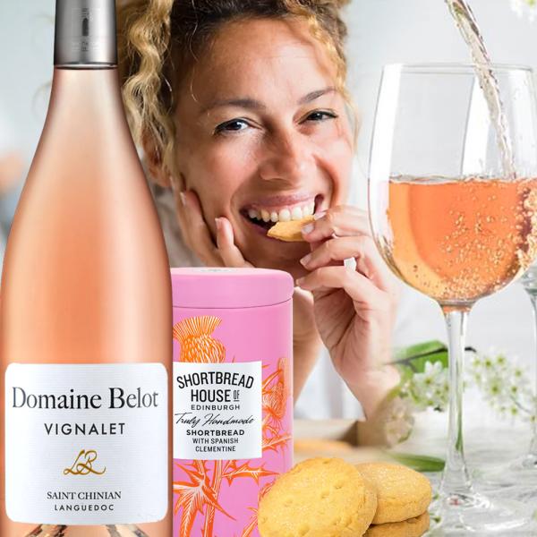 南フランス・ラングドックの太陽が育んだフルーティなロゼワインと、 スペイン産クレメンタイン（蜜柑）で香りづけしたショートブレッドの詰め合わせ。軽やかな味わいのショートブレッドをおつまみに美味しいひとときを♪お祝いやお礼の気持ちを伝える贈りも...