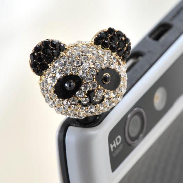 名入れなし プレゼント スマートフォン モバイルアクセサリー キラキラ 　豪華なパンダちゃんの可愛らしいイヤホンジャックです。裏面までラインストーンがぎっしりで高級感漂います！パンダ好きな女の子にはたまらない逸品です店長ひとめぼれの女性らし...